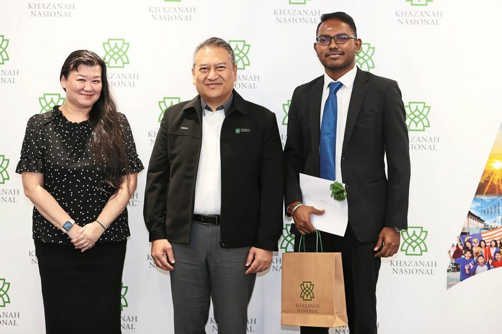 Khazanah-Wolfson Press awards fellowship to Ganeshwaran - Star Media Group Berhad