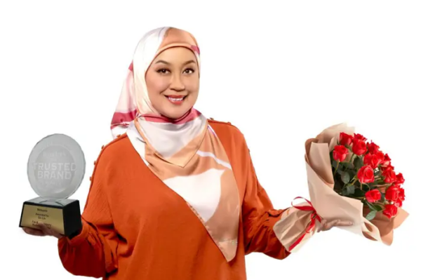 Suria FM's DJ Lin wins Most Trusted Radio Presenter award for 4th ...